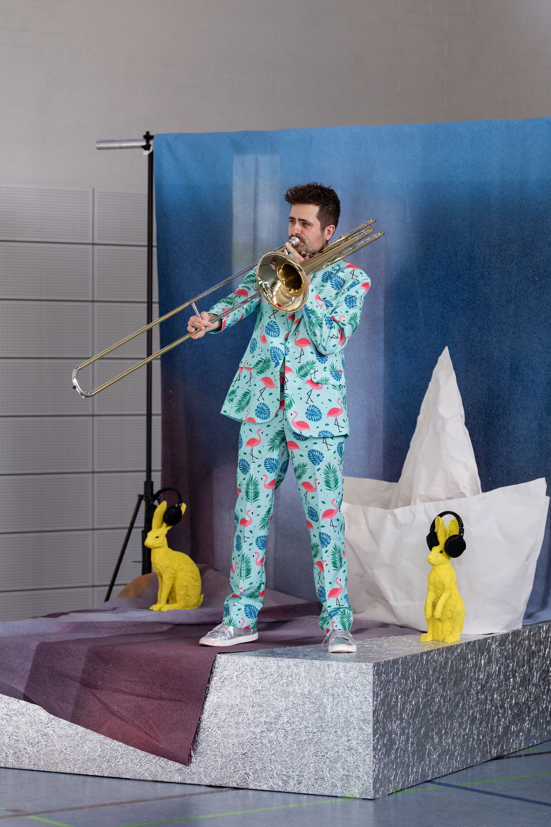 JUST LISTEN – Musiktheater für die Turnhalle - Bayerische Staatsoper